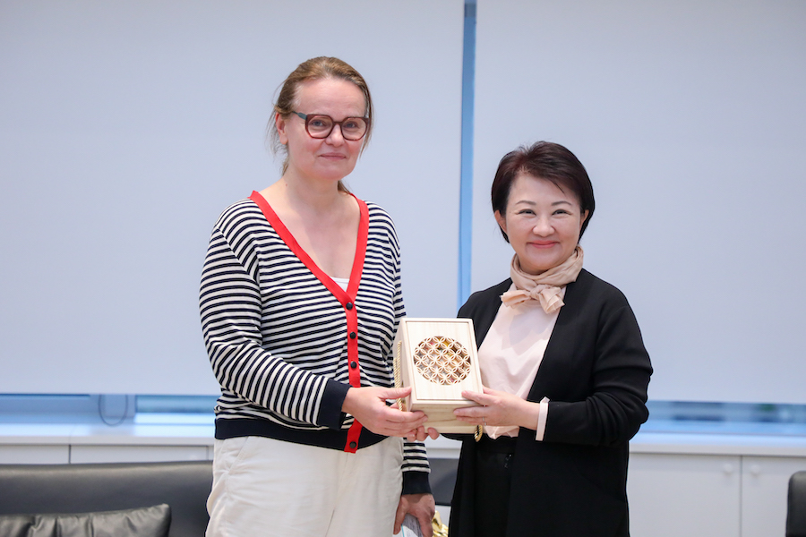 AI城市國際交流！歐洲議會資訊處長Ausra Aleliunaite拜會 盧市長盼借鏡歐盟經驗發展台中智慧城 - 新一代時報